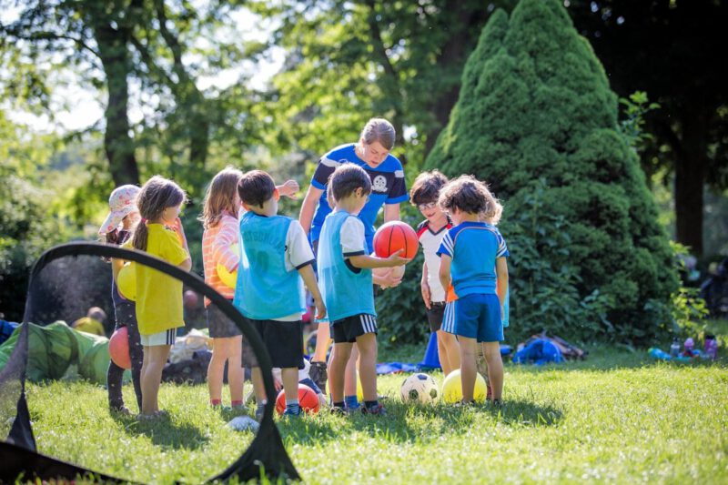 Ballschule für Kinder ab 2,5 Jahren in NRW - Ballinos